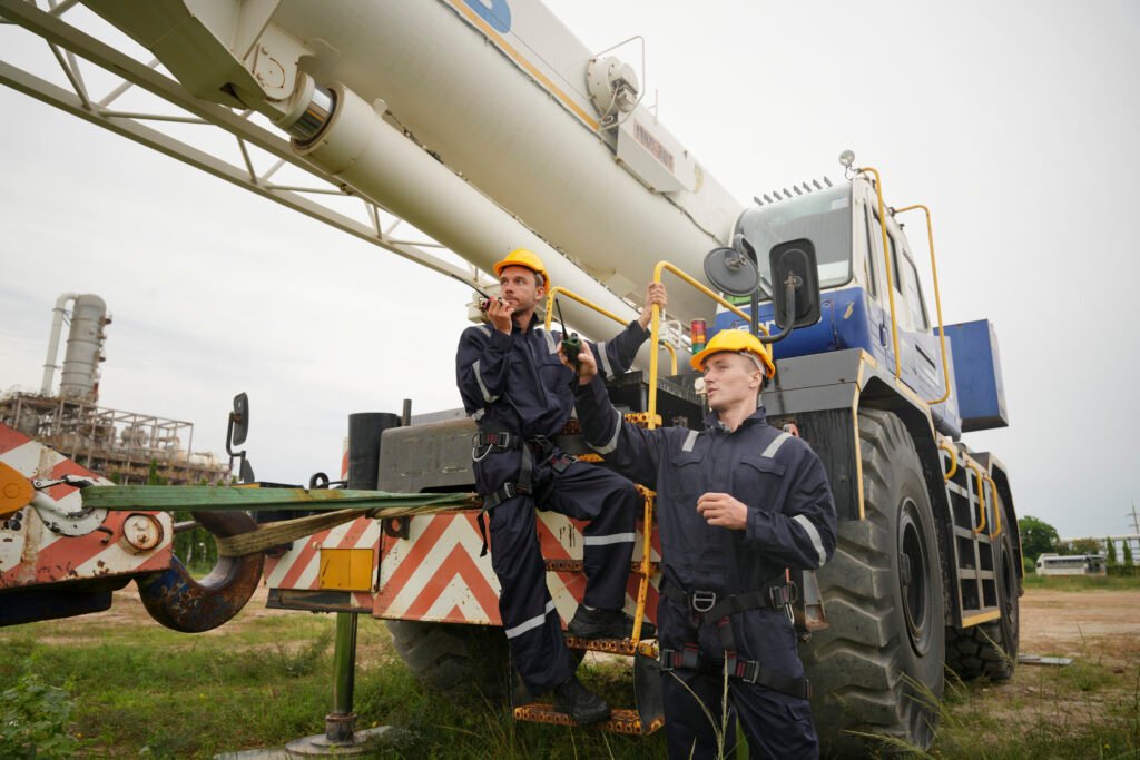 Certified Crane Operators Endeavour Hills - ATL Crane Trucks